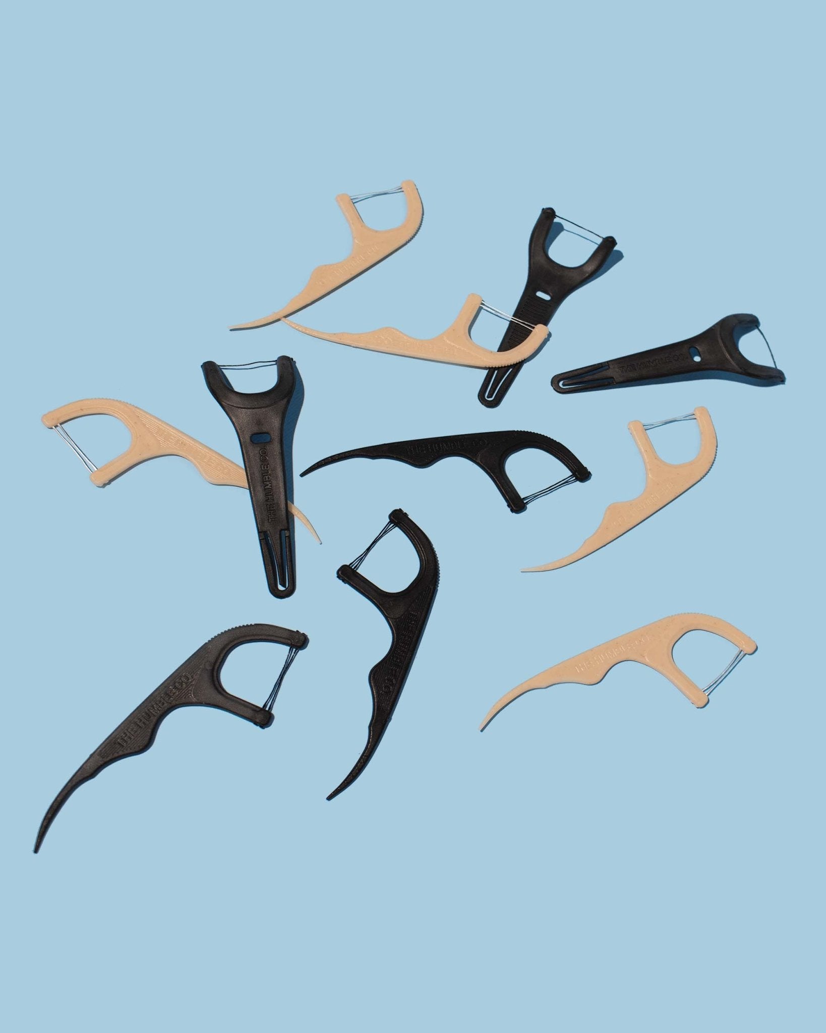 Floss Picks | Grip Handle Charcoal 50-p | The Humble Co.